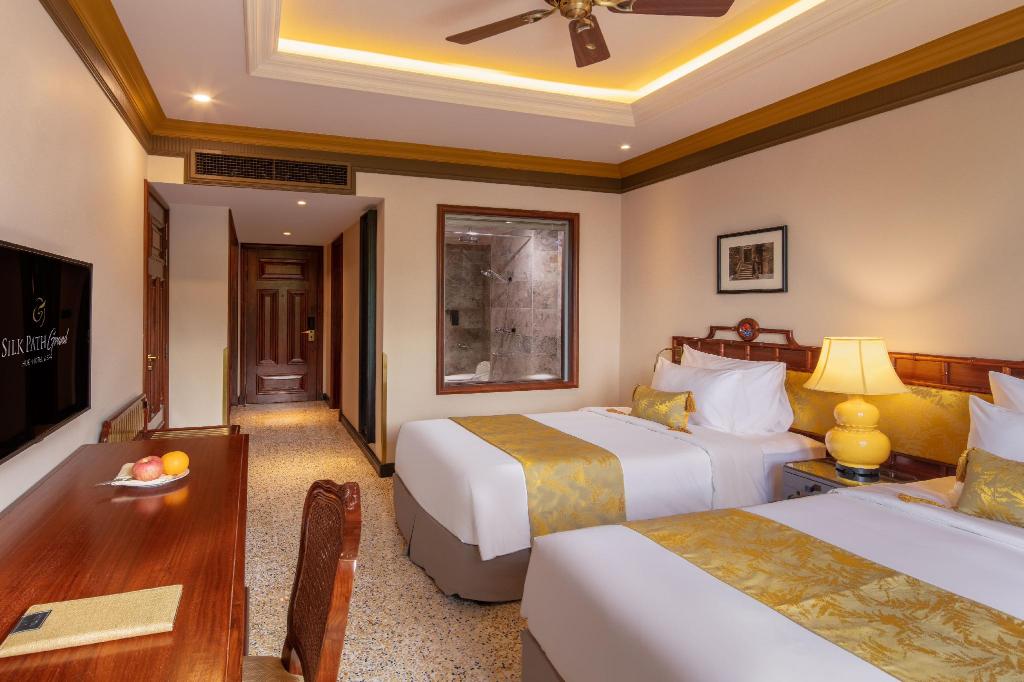 Voucher nghỉ dưỡng 2N1Đ tại Silk Path Grand Huế - Eviva Tour